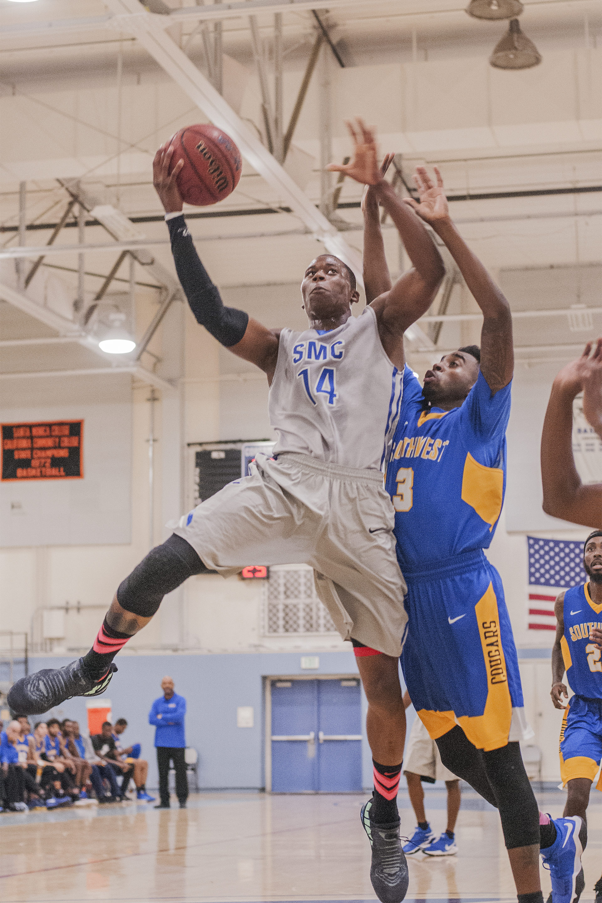 SMC Flattens LASWC in Non-Conference Basketball Game - WestsideToday