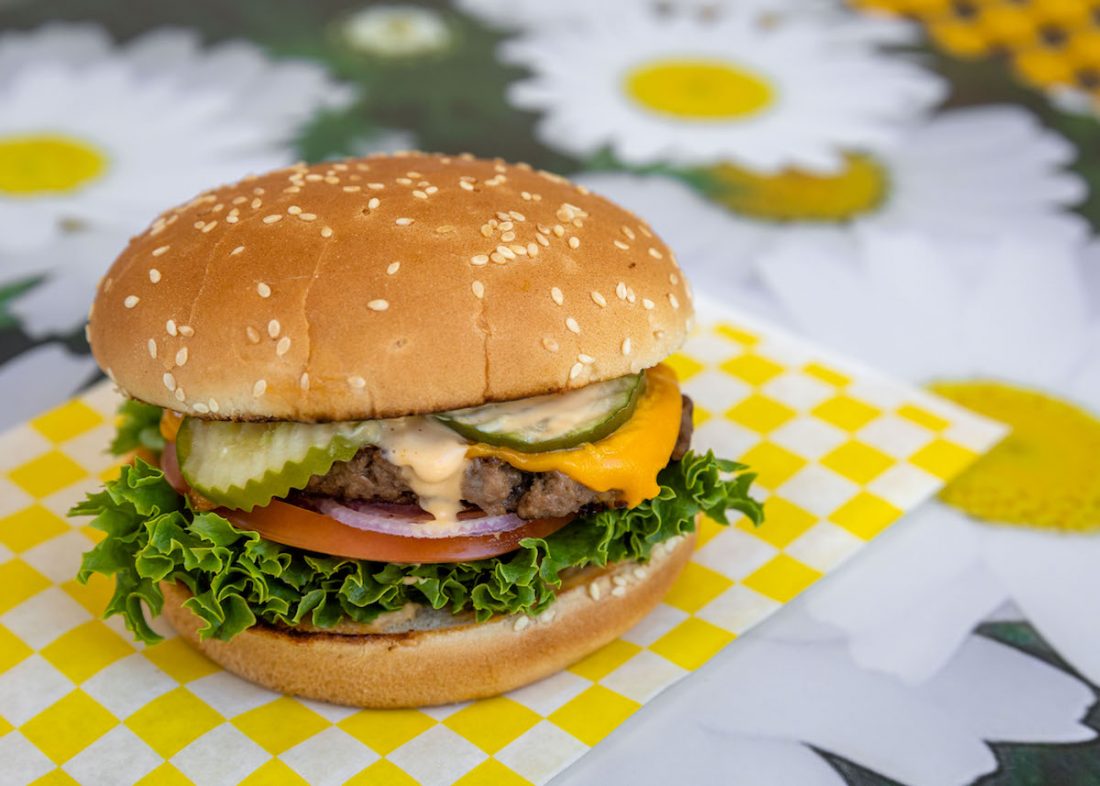 ‘You’ll Swear It’s Real’: Plant-Based Burger Joint Honeybee Burger ...