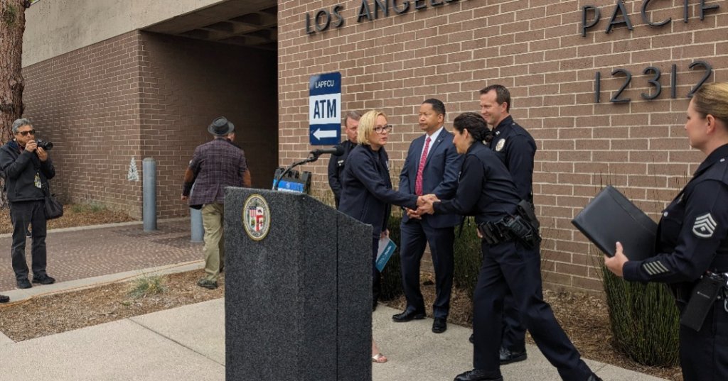 (Video) The LAPD Announces the Arrest of a Suspect in the Horrific ...